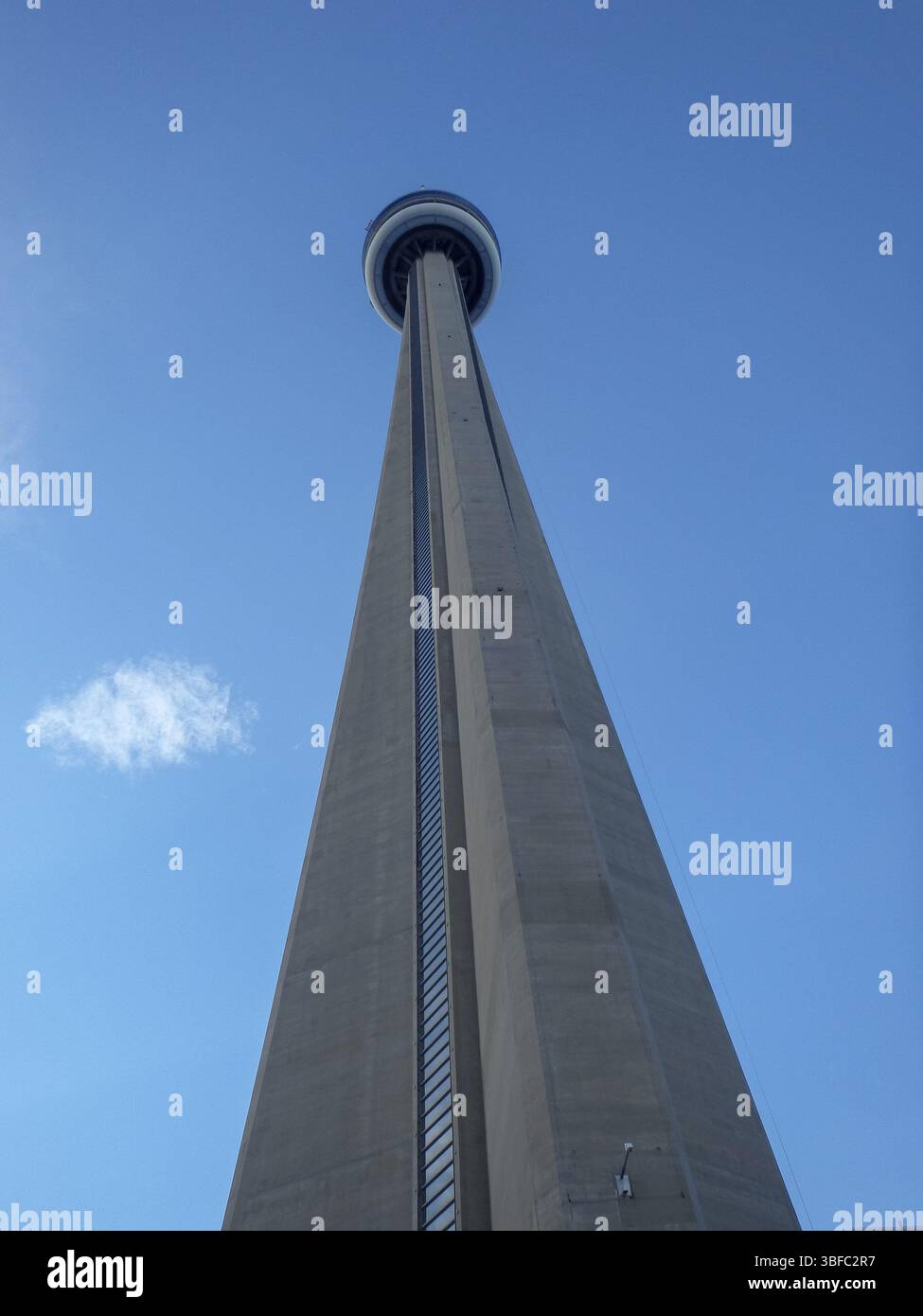 Calgary tower in calgary hi-res stock photography and images - Alamy