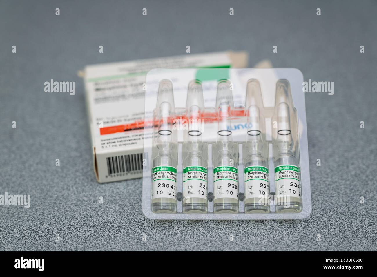 Morphine ampoule, S8 narcotic opiate medication, emergency doctor drug ...