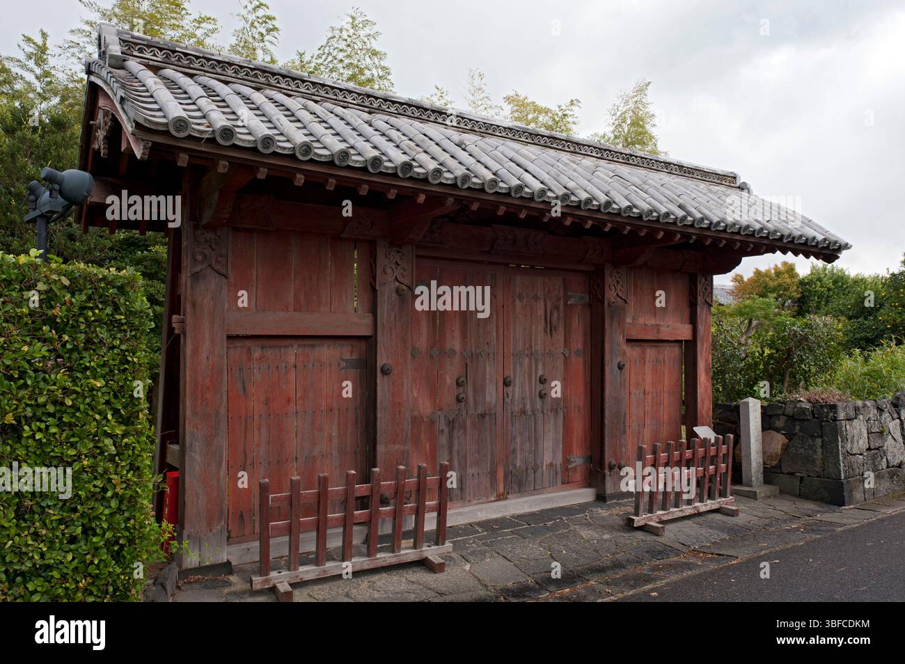 Fukuhara residence gate hi-res stock photography and images - Alamy
