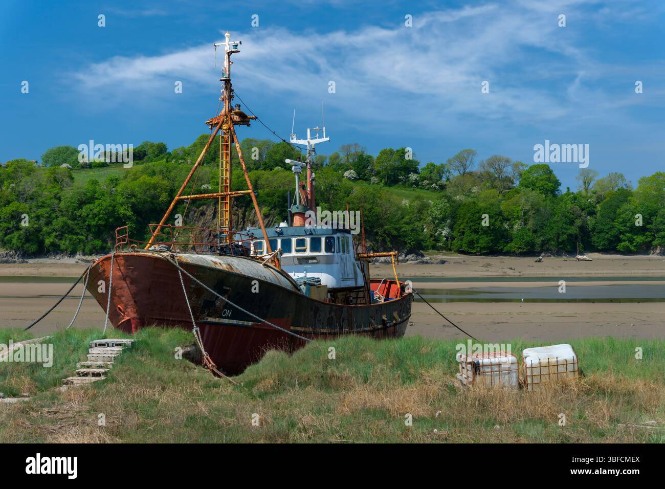 Instow, North Devon - One of the house boats that lie along the River ...