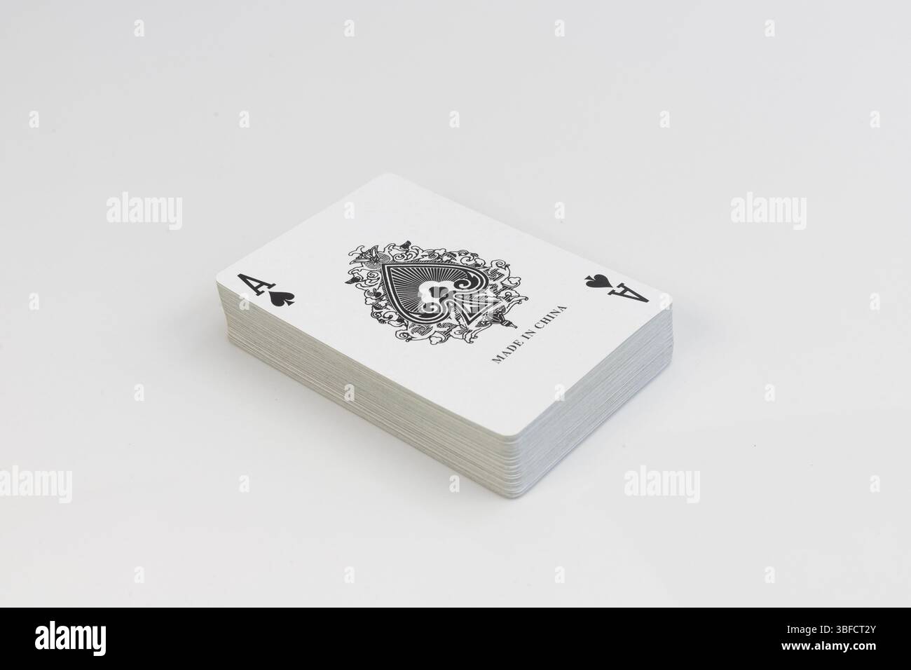 Playing card texture hi-res stock photography and images - Alamy