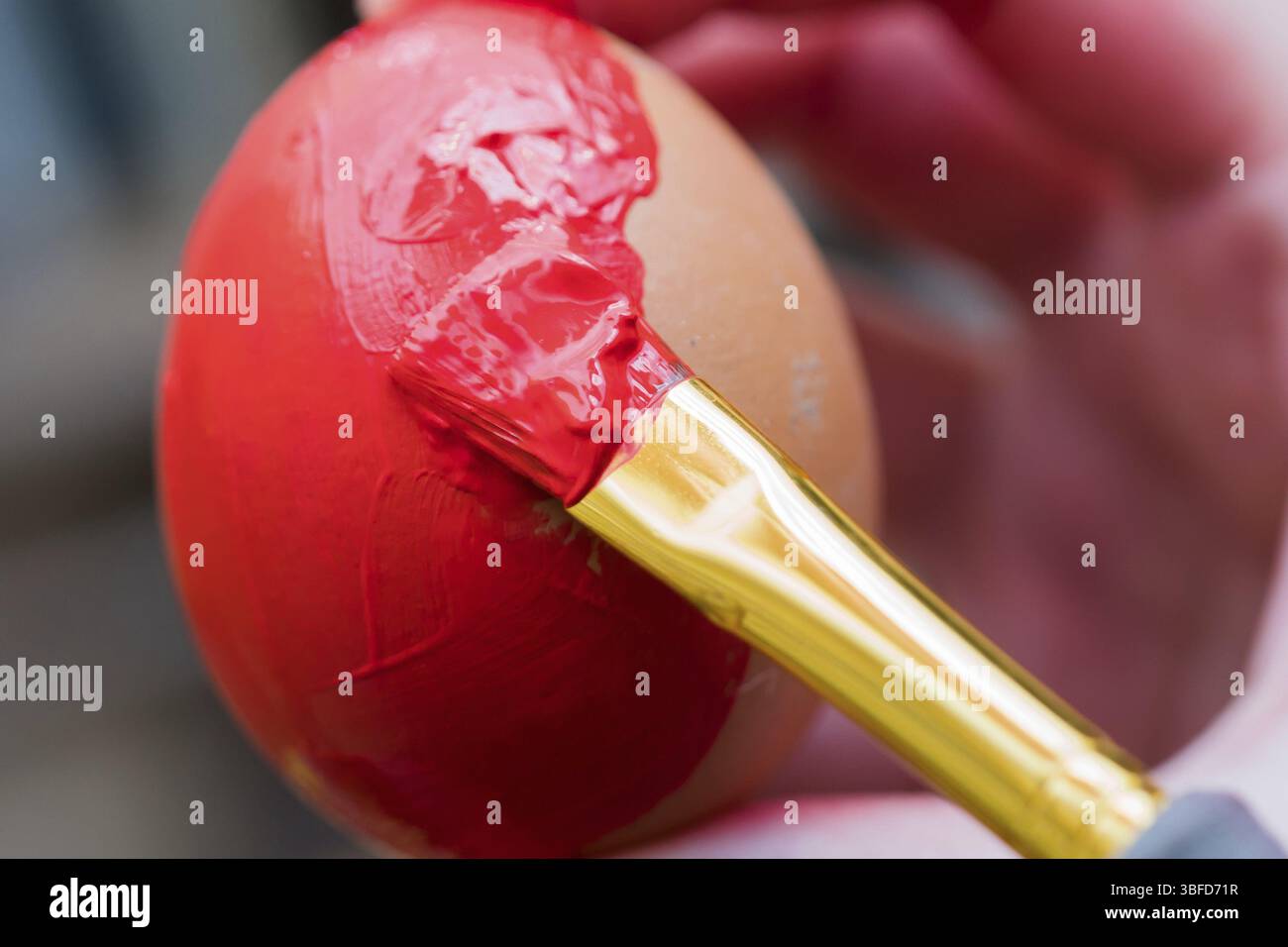 Egg and paint hi-res stock photography and images - Alamy