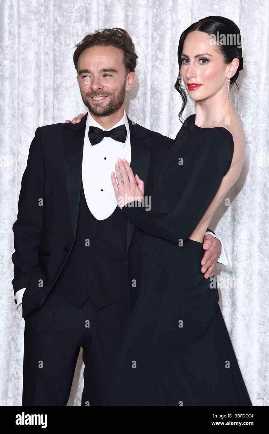 Jack P. Shepherd mit Freundin Hanni Treweek bei der Verleihung der ...