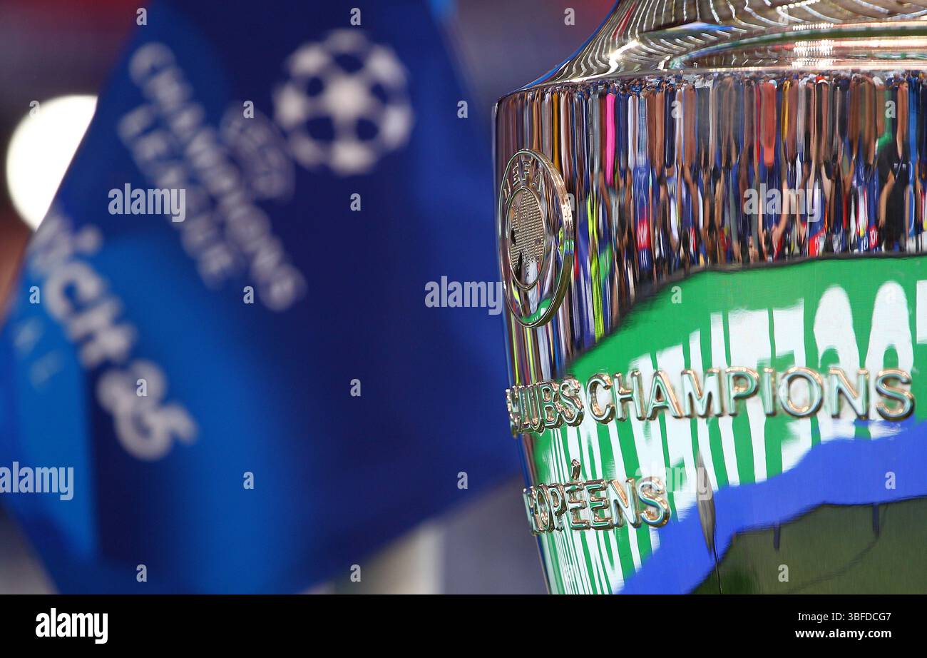 Pokal , Paris Saint Germain PSG-Fc Inter Mailand , Final UEFA Champions ...