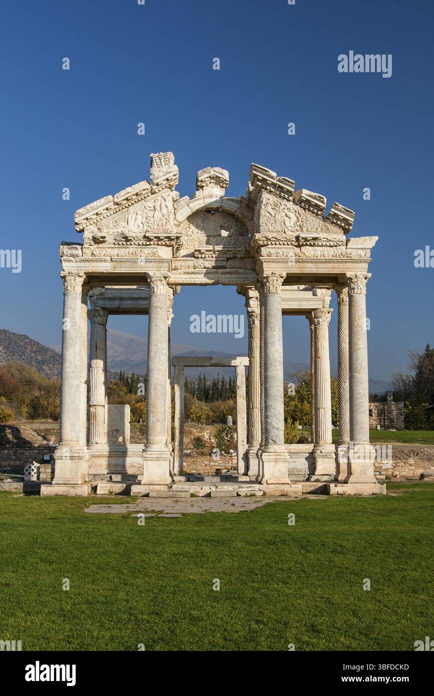 Turkey TEMPLE OF APHRODITE Stock Photo - Alamy