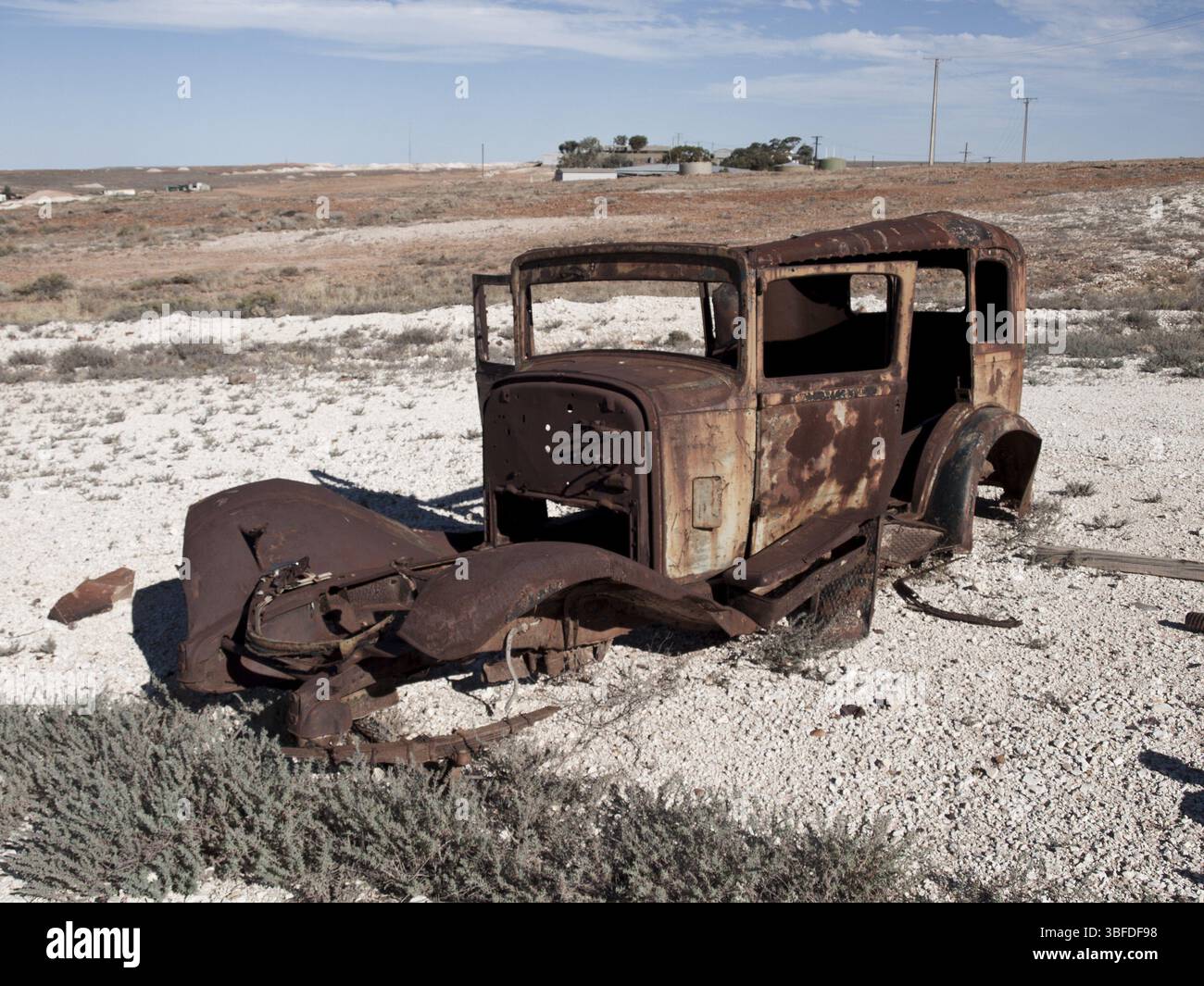 Dead classic car in Australia Stock Photo - Alamy