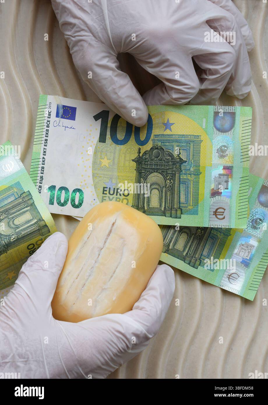 Greenwashing GER, 20250531, Symbolbild, Greenwashing *** Greenwashing ...