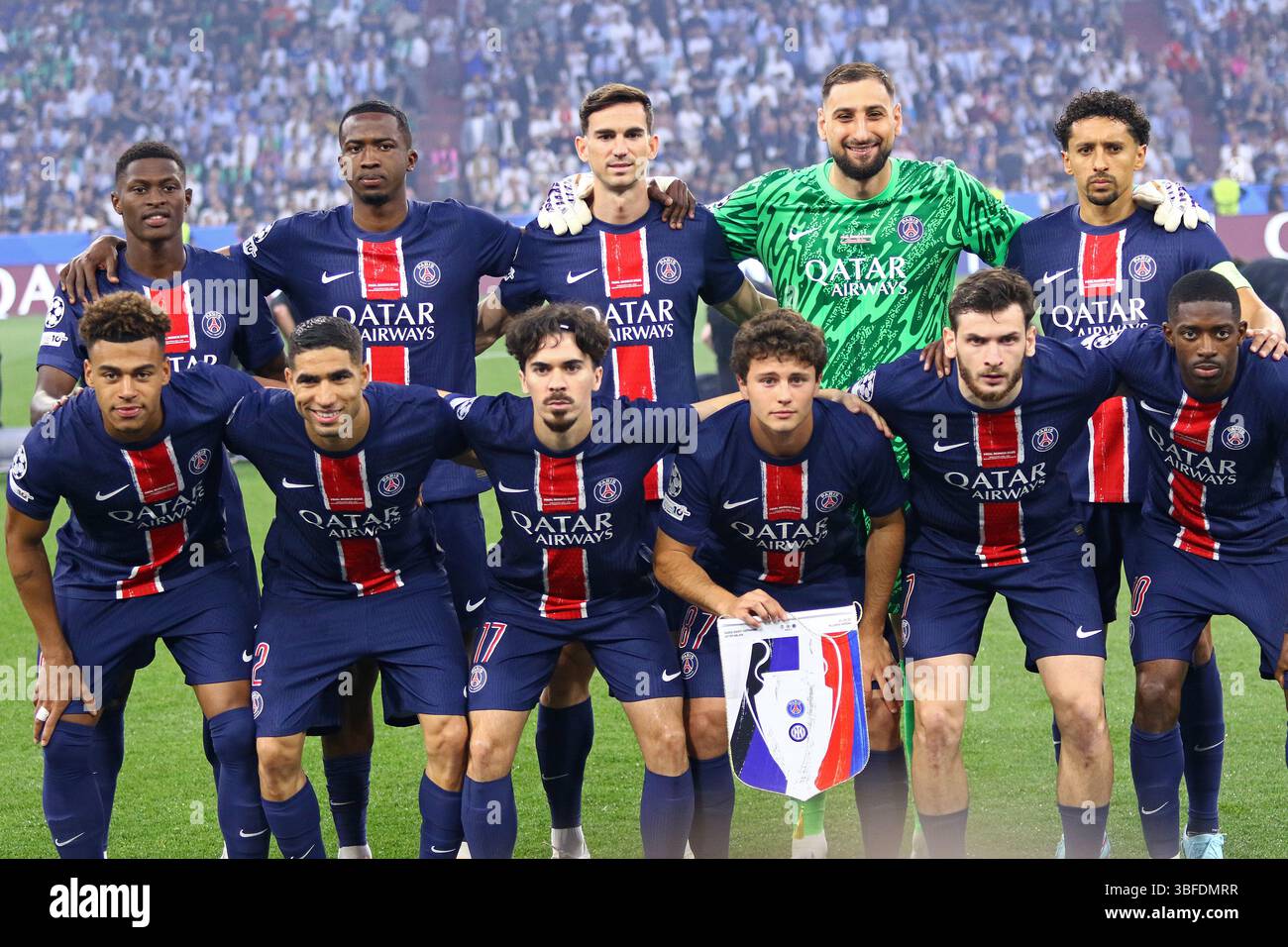 Munich, Germany. 31st May 2025. Paris Saint-Germain players pose for a ...