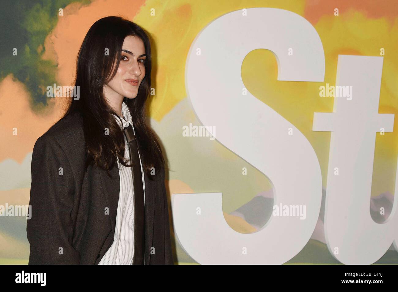 Lilli Kay bei der Premiere der Apple TV Serie Stick im AMC Century City ...