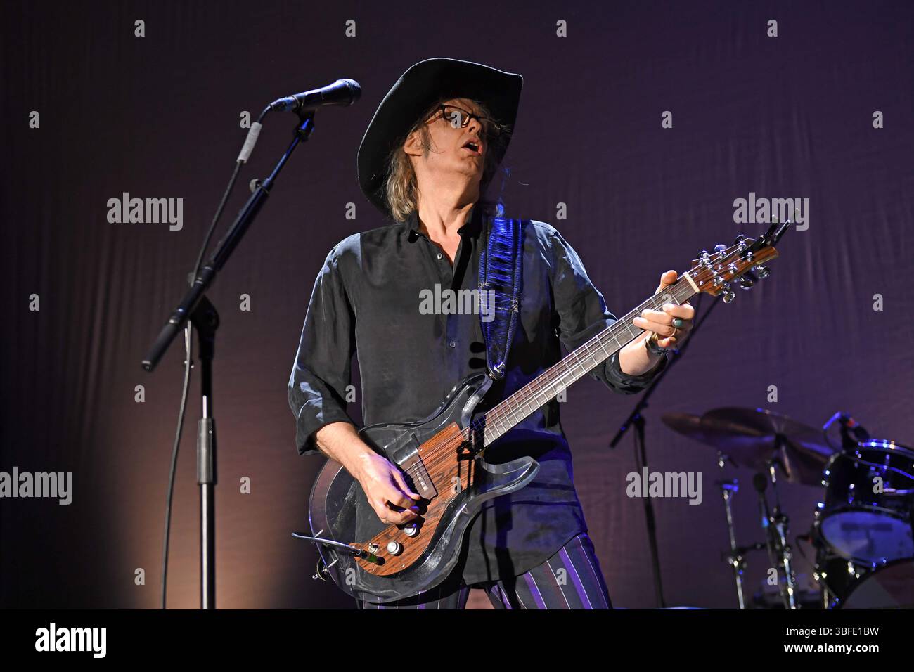 London, UK. 31st May, 2025. LONDON, ENGLAND - MAY 31: Mike Scott of ...