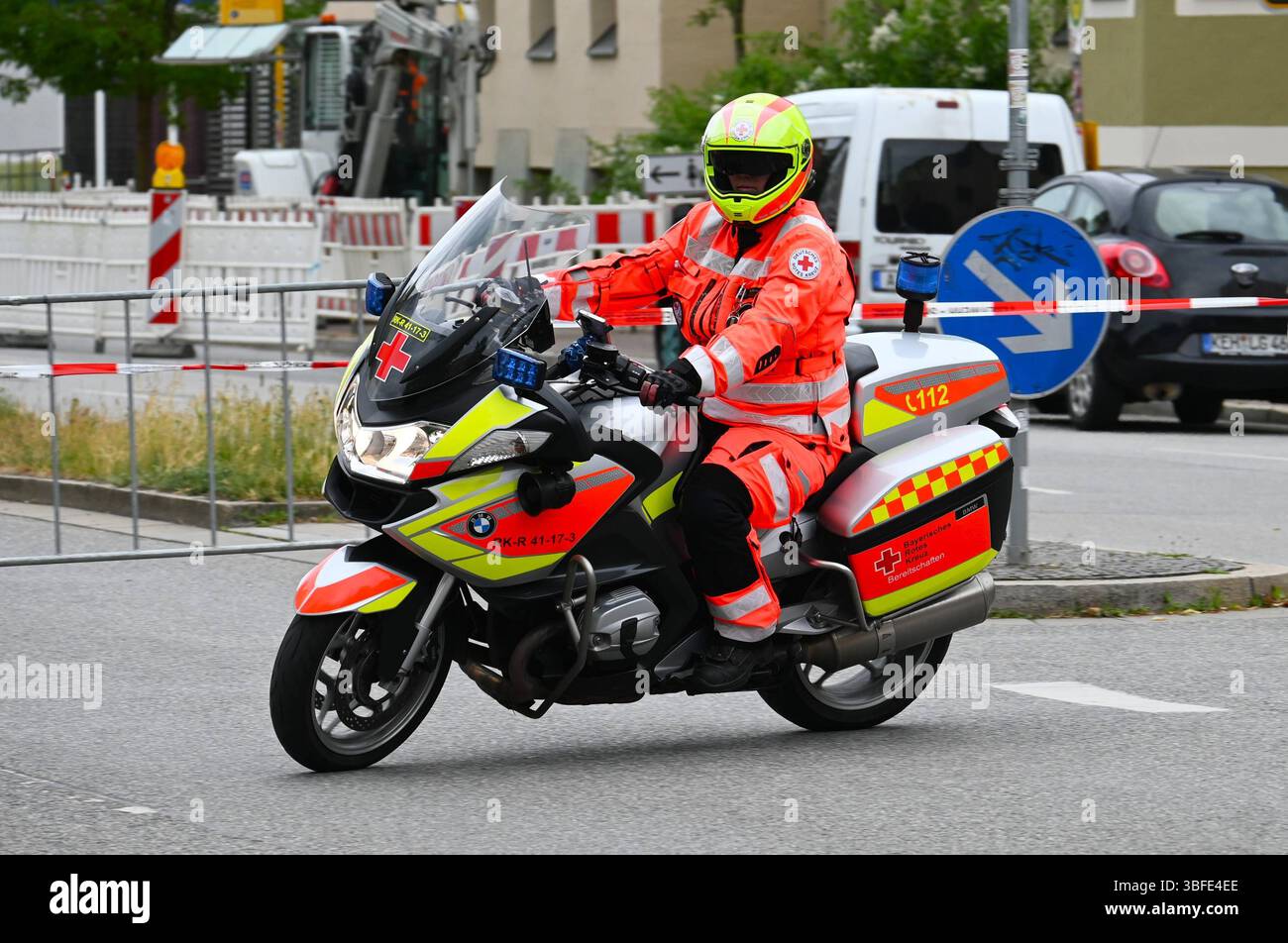 BRK Bayerisches Rotes Kreuz, Kreisverband Regensburg, Motorradstreife ...