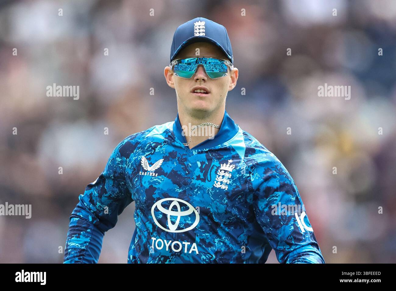 Cricket jacob bethell hi-res stock photography and images - Alamy