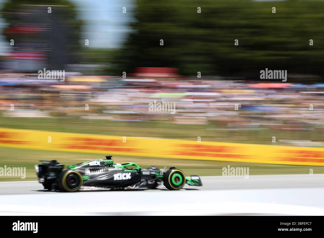 #27 Nico Hulkenberg (DEU) Stake F1 Team Kick Sauber (CHE) Sauber C45 ...