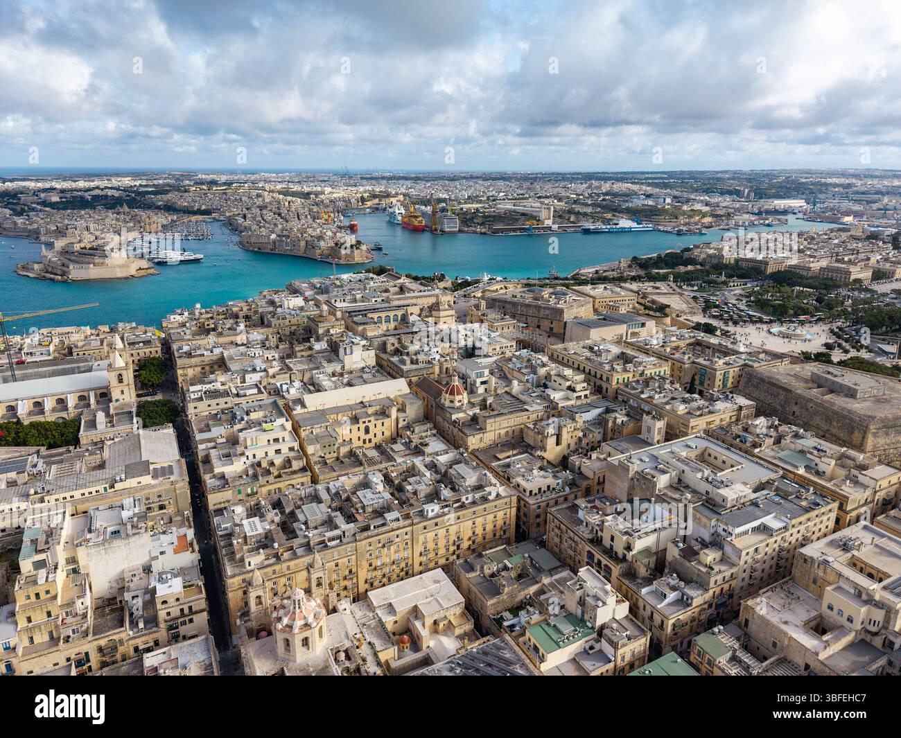 Drone view valletta capital maltese hi-res stock photography and images ...
