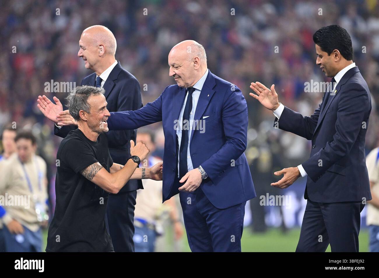 From left: coach Luis ENRIQUE (PSG), Giuseppe MAROTTA (President of ...