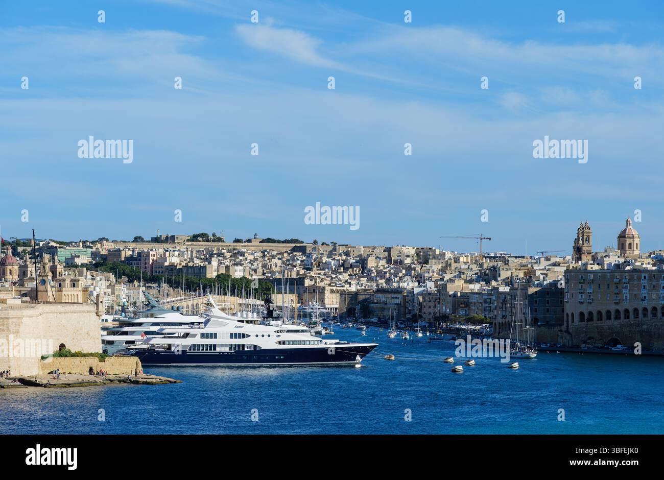 Architecture of La Valetta in Malta Stock Photo - Alamy