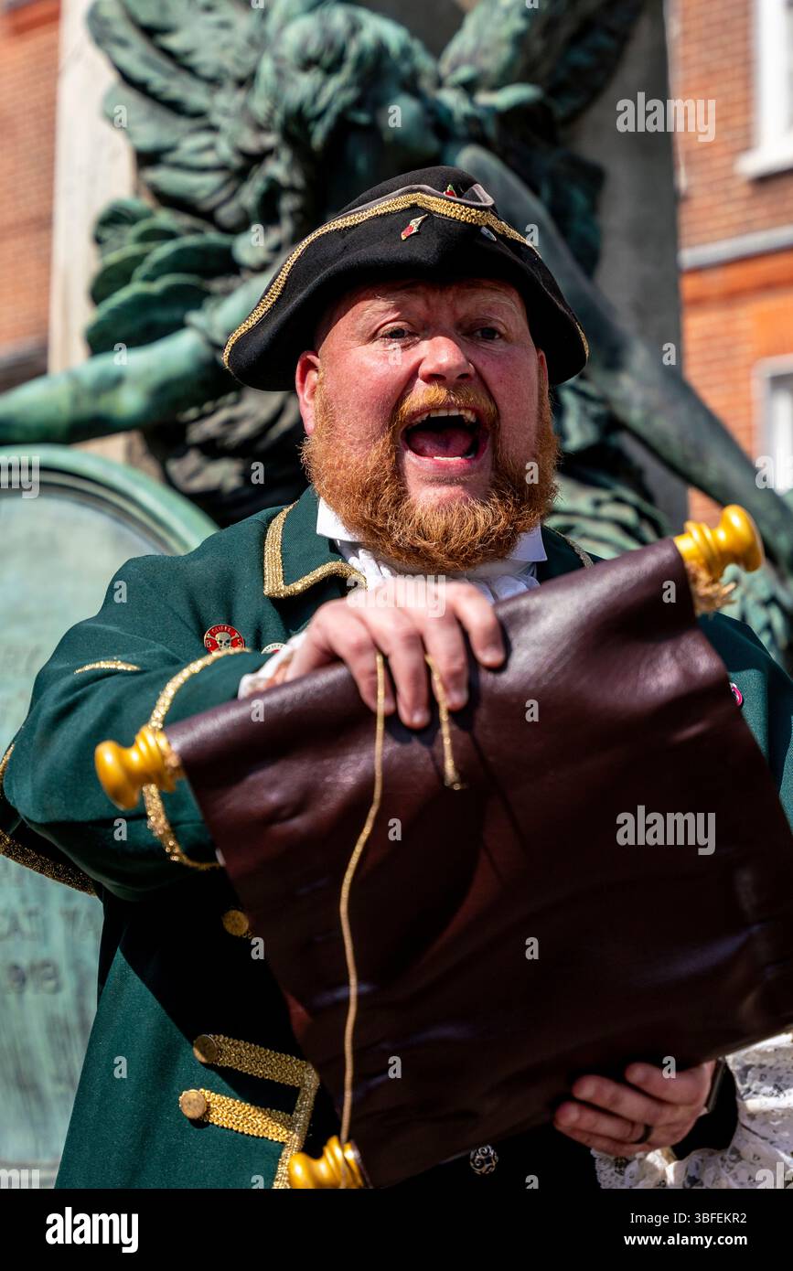 Jon Borthwick Town Crier For Lewes Makes A Speech At The 80th VE Day ...