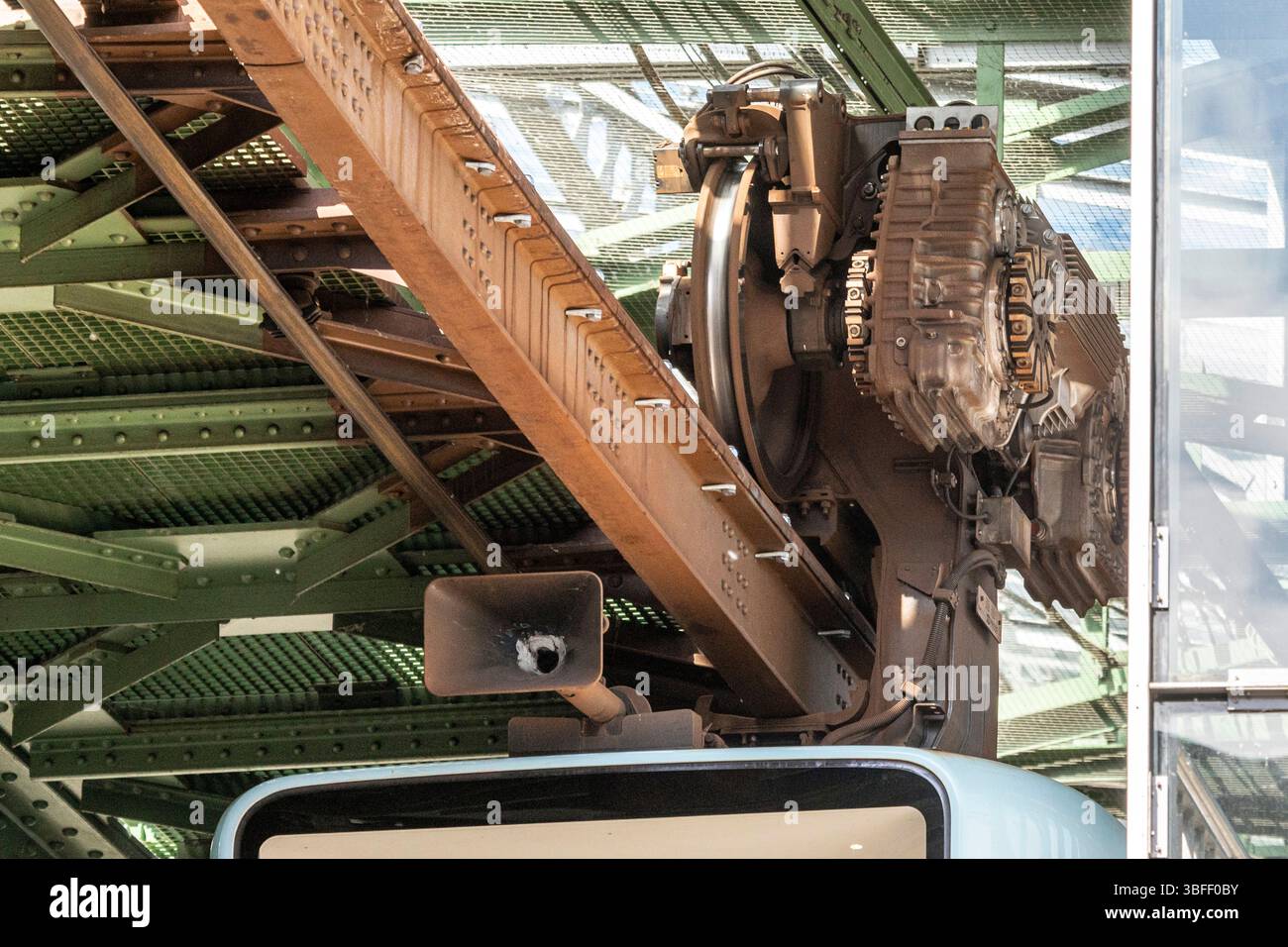 Bogie and suspension device of the Wuppertal Suspension Railway Stock ...