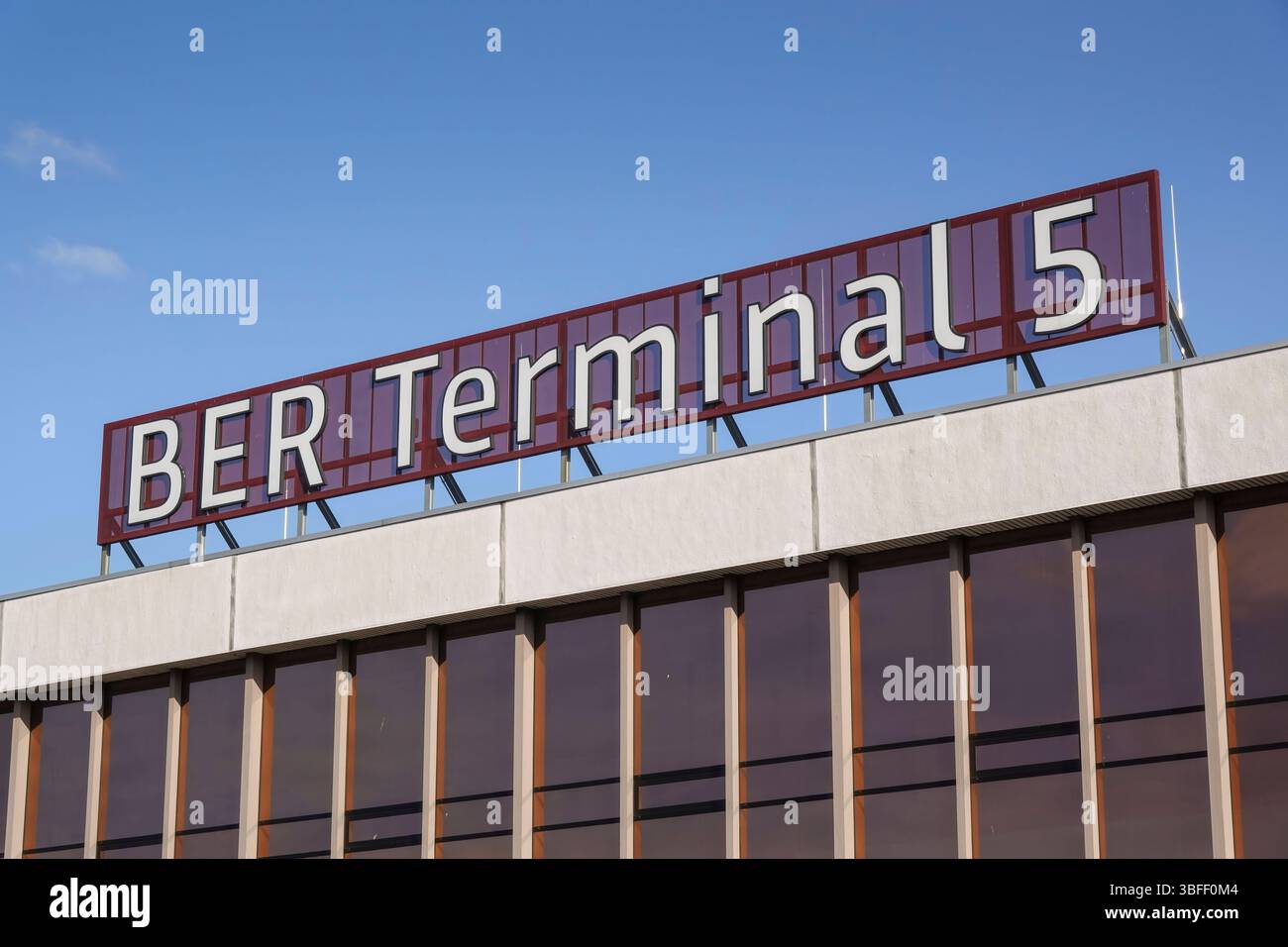 Flughafen BER Terminal 5, ehemaliger Flughafen SXF, Schönefeld, Brandenburg, Deutschland ...