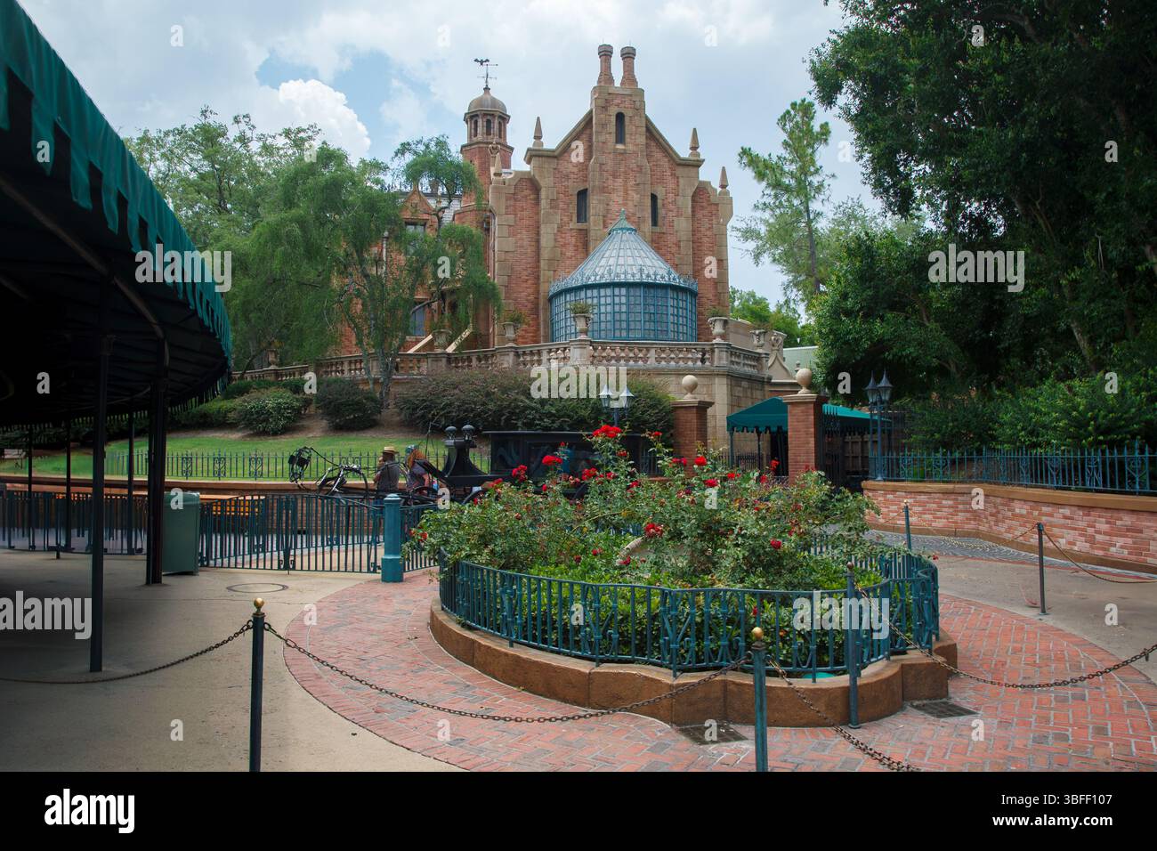 The Haunted Mansion building famous ride in Frontierland Magic Kingdom ...