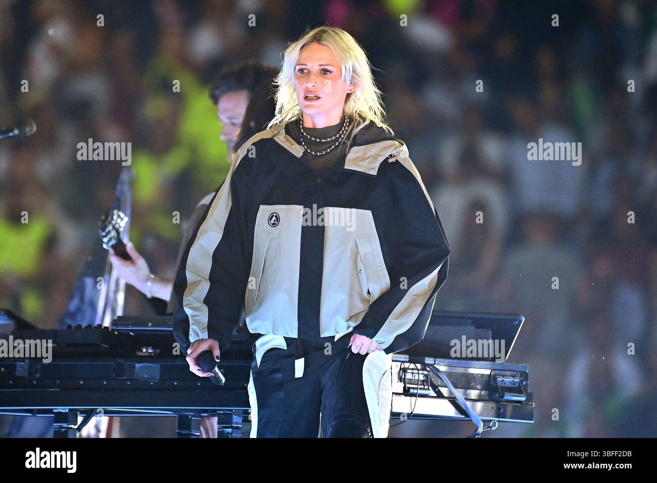 Opening Ceremony with the group Linkin Park. Singer Emily ARMSTRONG ...