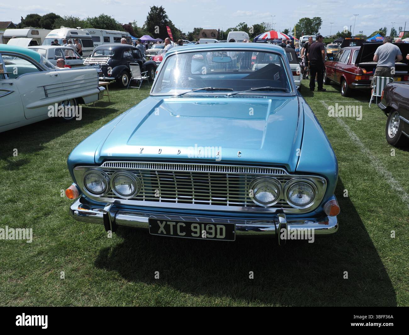 Sheerness, Kent, UK. 1st June, 2025. Glorious weather and a wide array ...