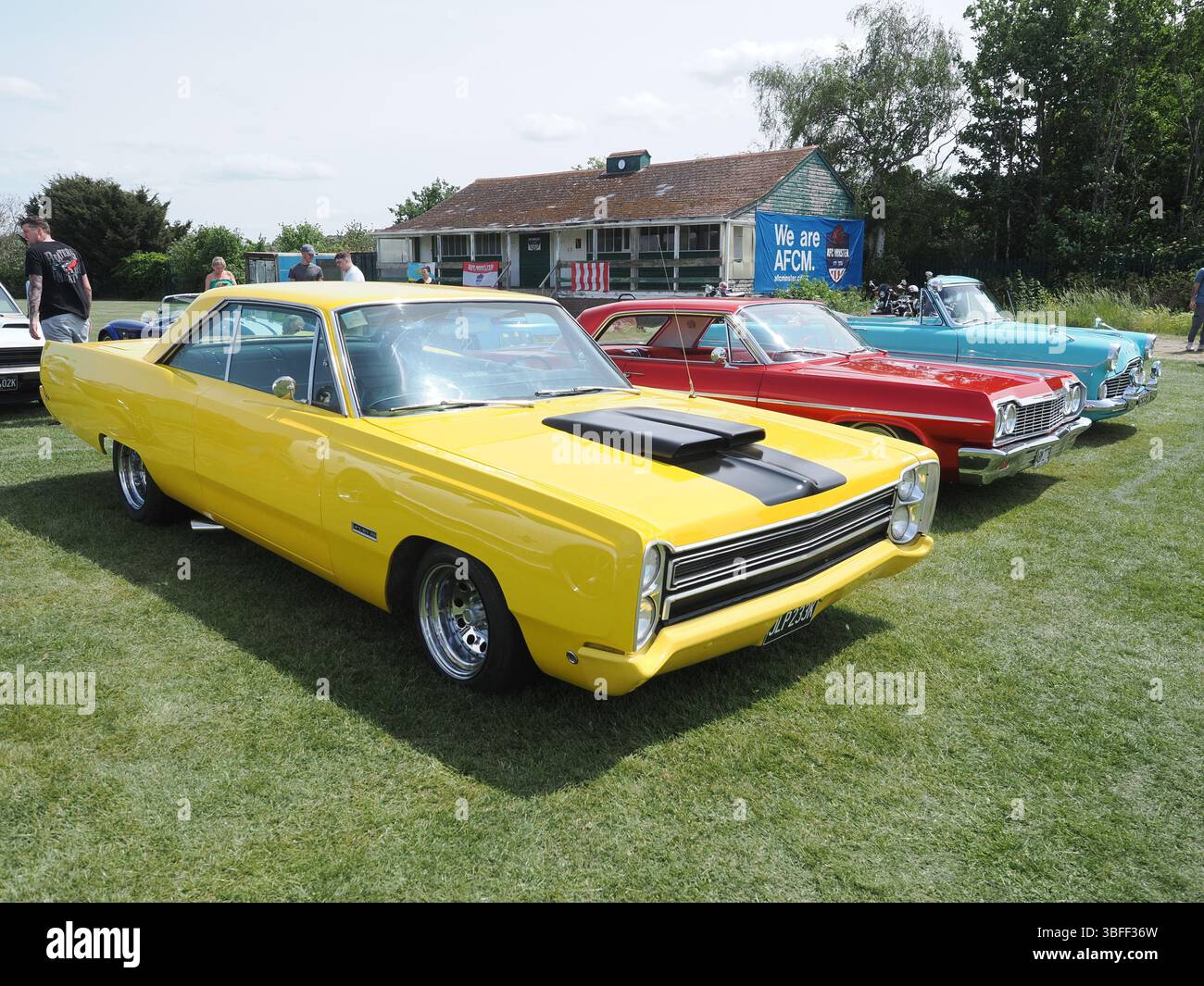 Sheerness, Kent, UK. 1st June, 2025. Glorious weather and a wide array of stunning vehicles on ...