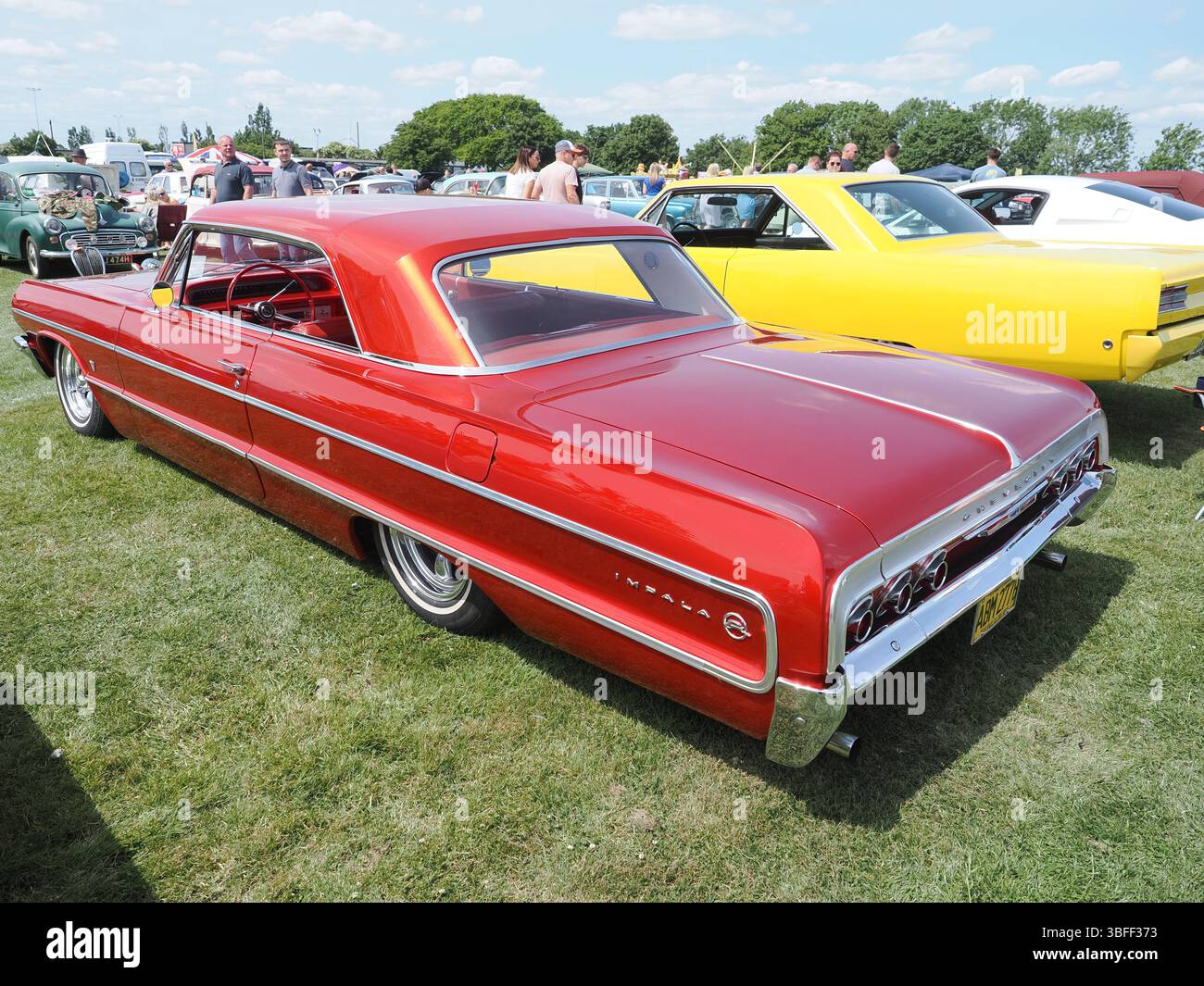 Sheerness, Kent, UK. 1st June, 2025. Glorious weather and a wide array ...