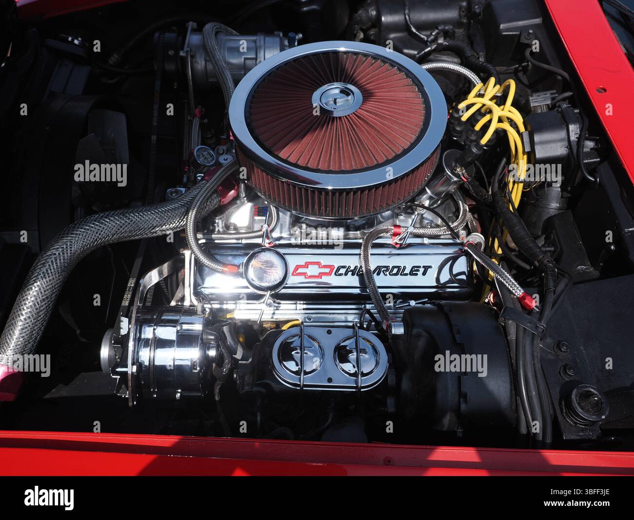 Sheerness, Kent, UK. 1st June, 2025. Glorious weather and a wide array of stunning vehicles on ...