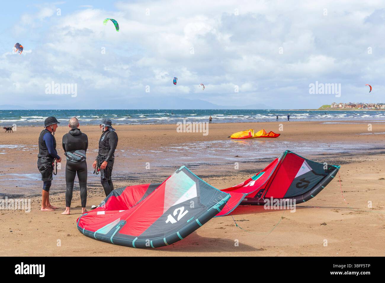 Troon, UK. 01st June, 2025. Strong winds and sunny weather attracted ...