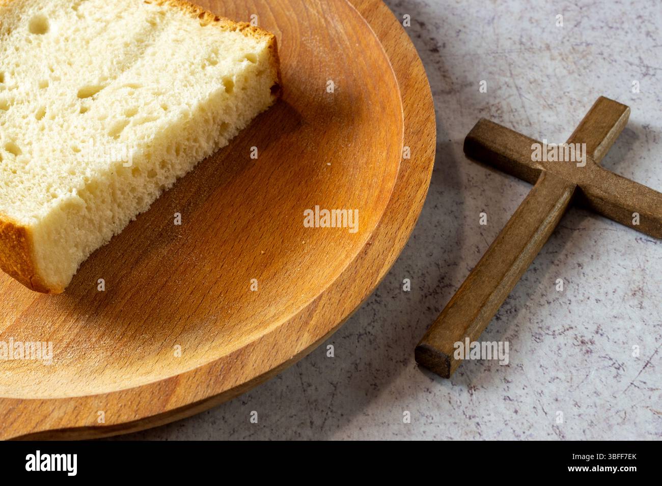Jesus bread cross hi-res stock photography and images - Alamy