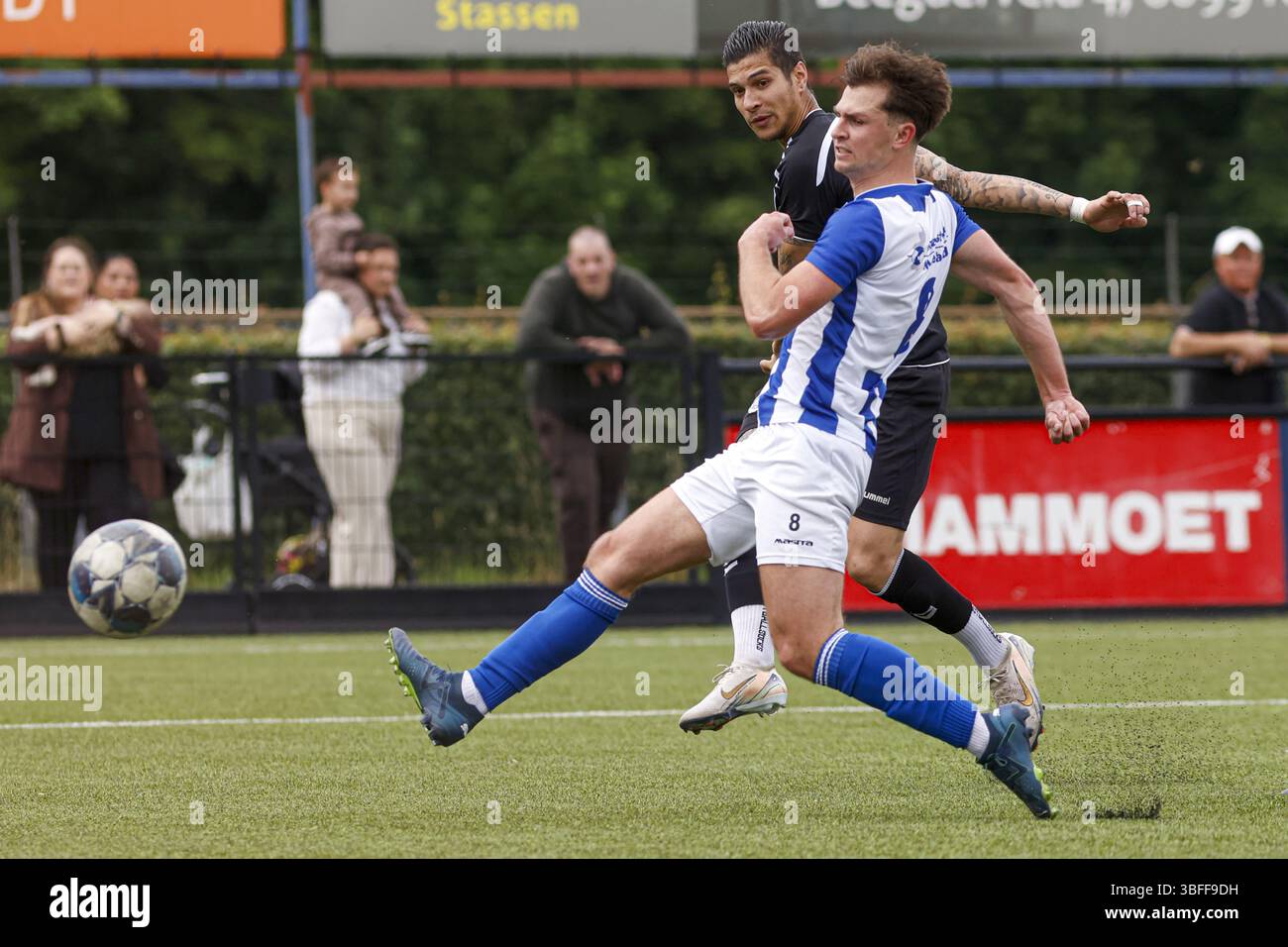 Echt, Netherlands. 01st June, 2025. ECHT, 01-06-2025, Sportpark In de ...