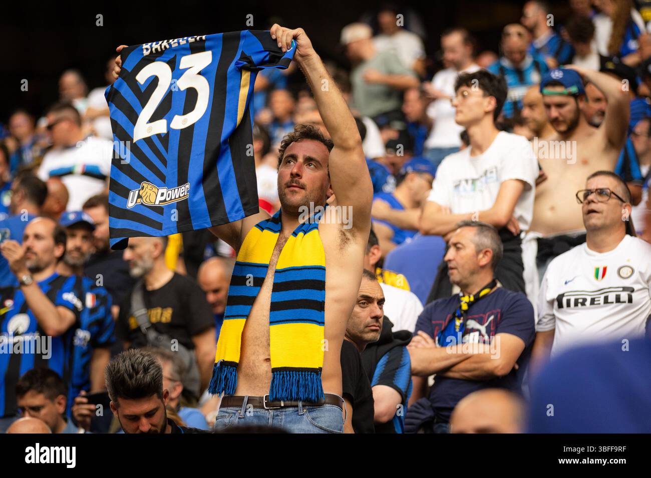 Munich, Germany. 31st May, 2025. fans of FC Internazionale Milano show ...