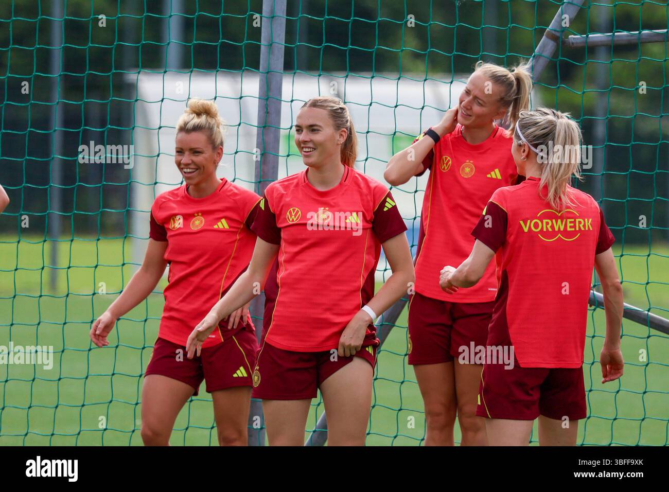 Wien, Österreich 01. Juni 2025: Fußball-Frauen-Nationalmannschaft ...