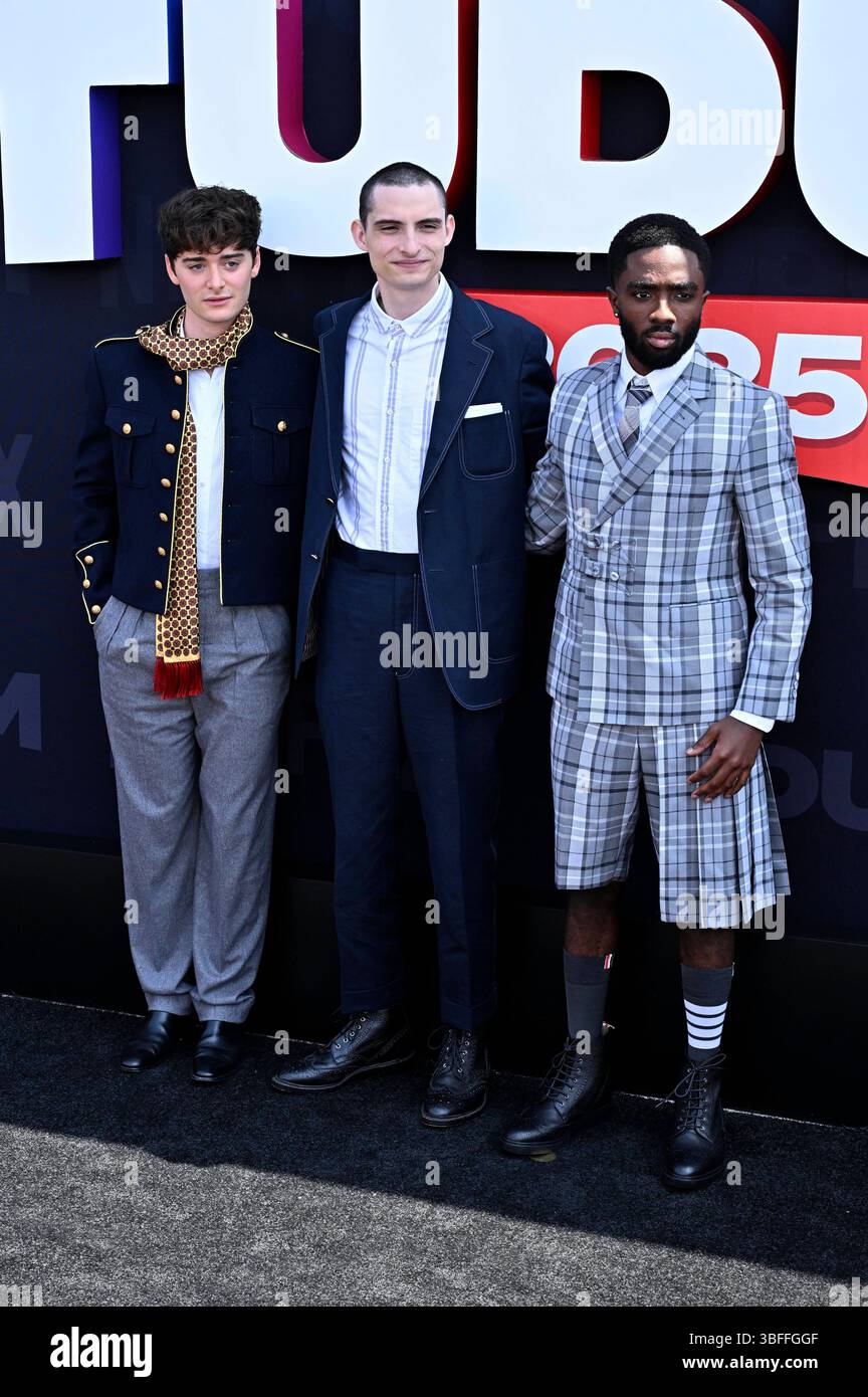 Noah Schnapp, Finn Wolfhard und Caleb McLaughlin beim Fan-Event Netflix ...