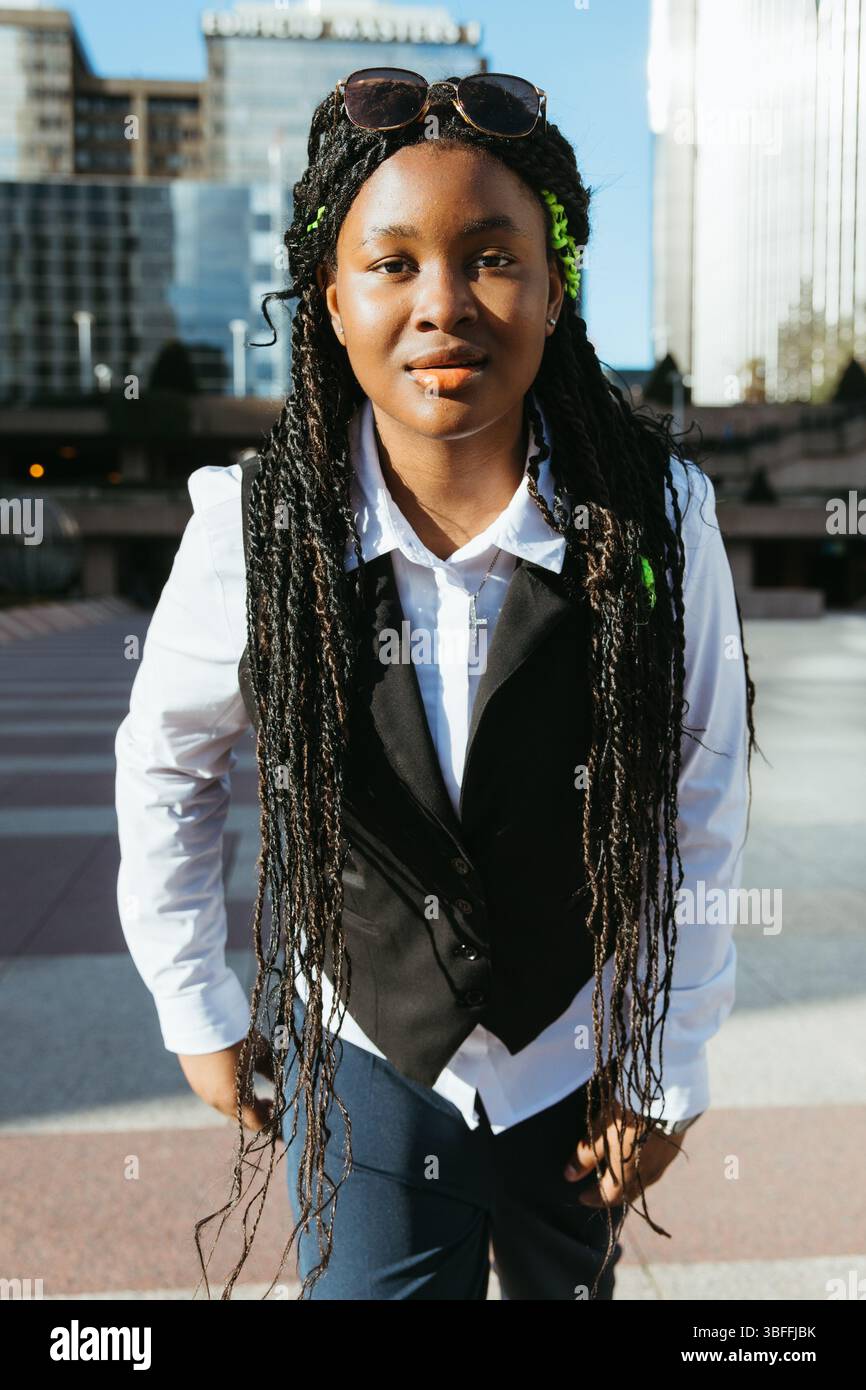 Pretty teen girl facing camera hi-res stock photography and images - Alamy