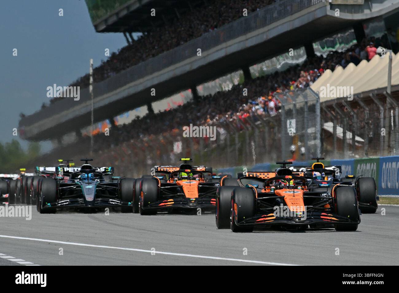 BARCELONA, SPAIN - JUNE 01: The race start during the F1 Aramco Grand ...