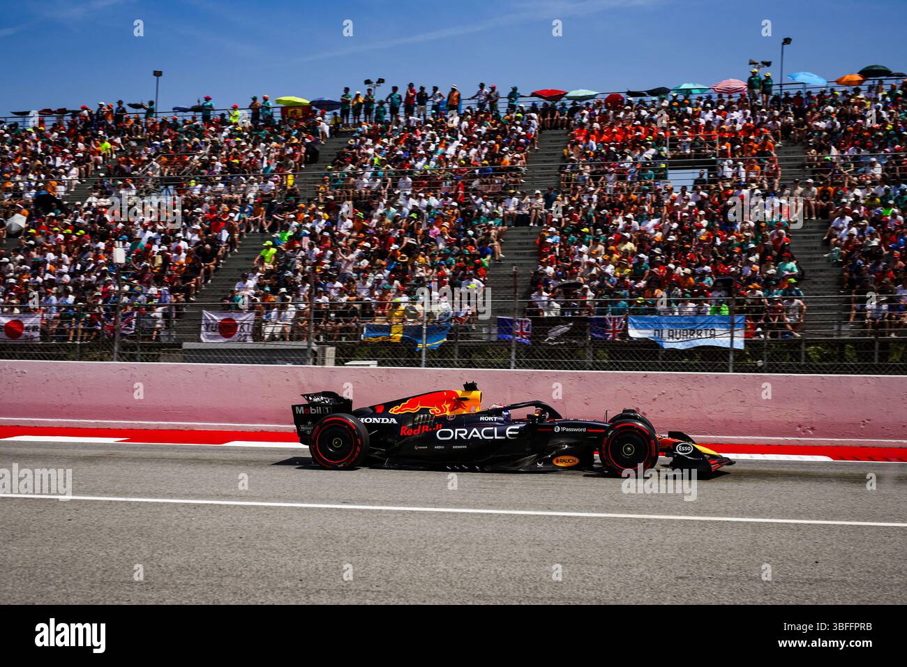01 VERSTAPPEN Max (nld), Red Bull Racing RB21, action during the ...