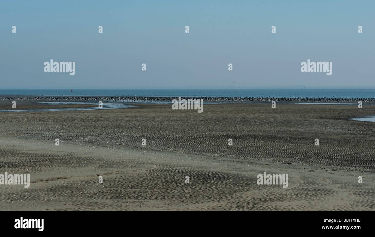 Der lange strand hi-res stock photography and images - Alamy