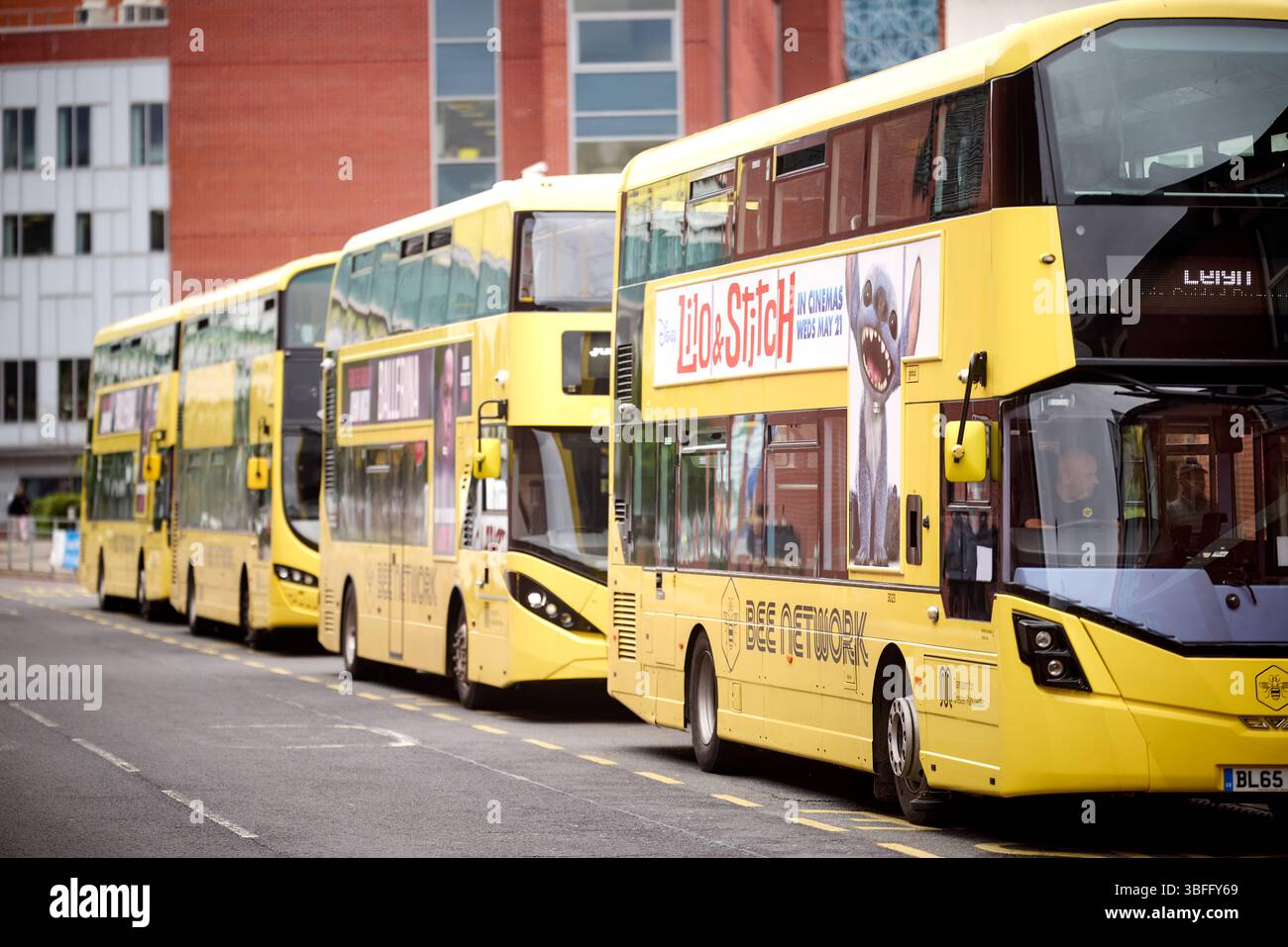 Manchester bee network buses hi-res stock photography and images - Alamy