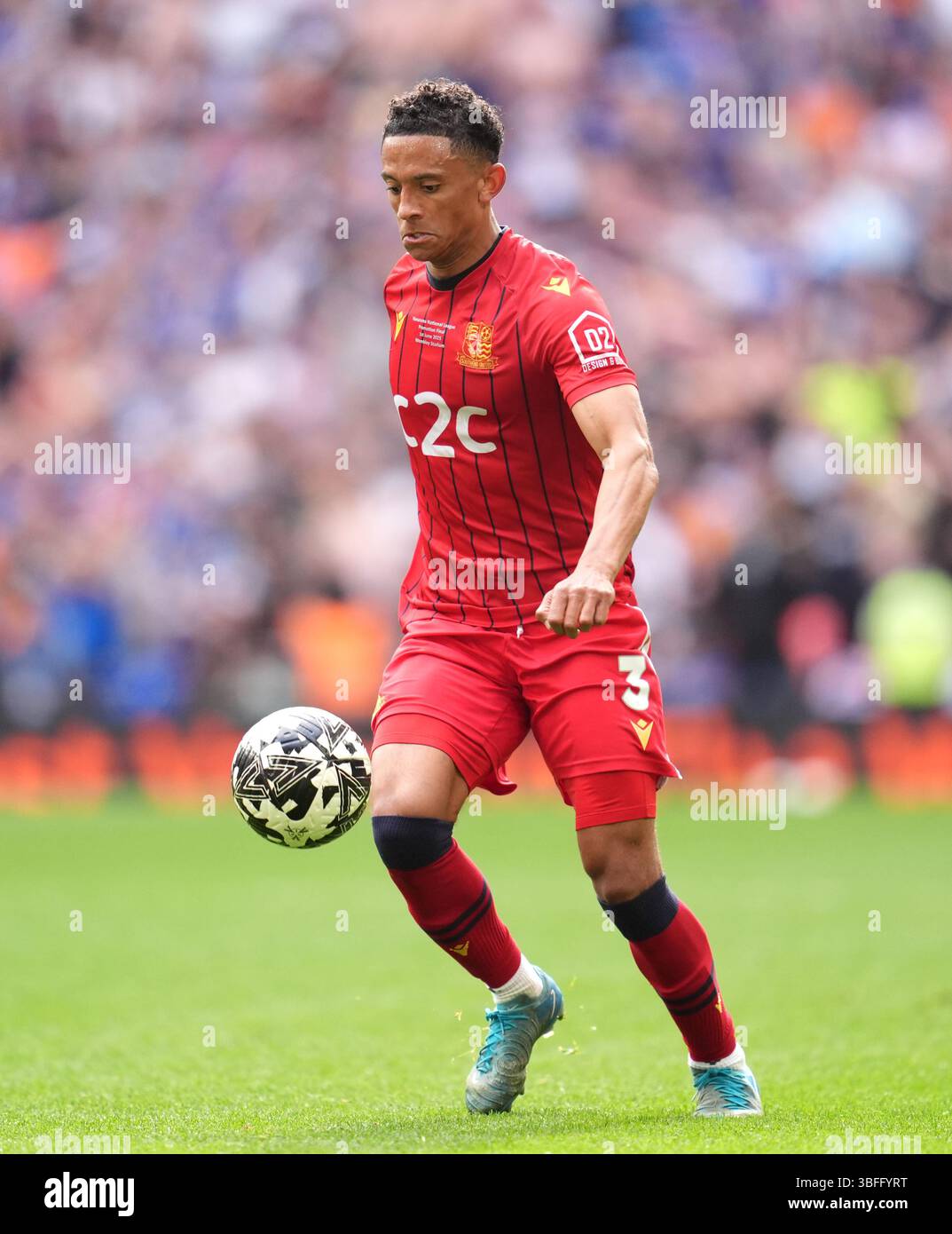 Southend United's Nathan Ralph during the Vanarama National League play ...