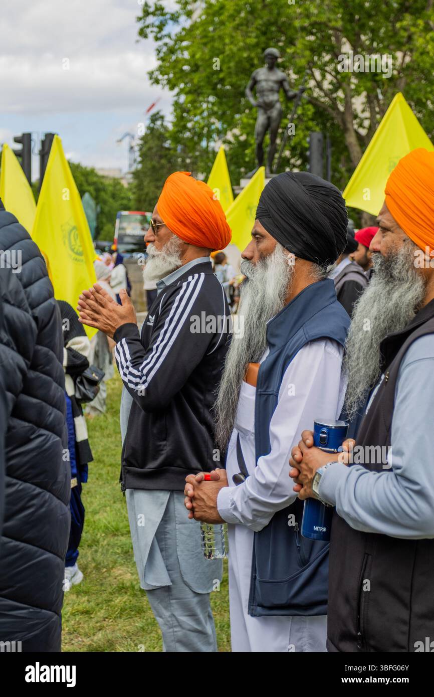 The Sikh community in London commemorated the anniversary of the Golden ...