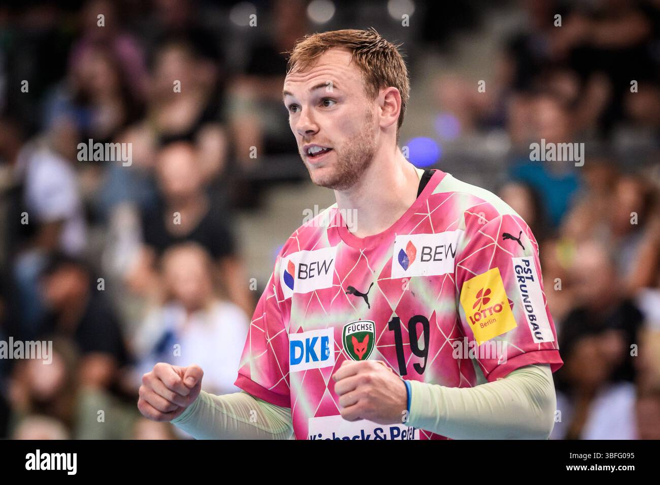 Stuttgart, Deutschland. 01st June, 2025. Mathias Gidsel (Fuechse Berlin ...