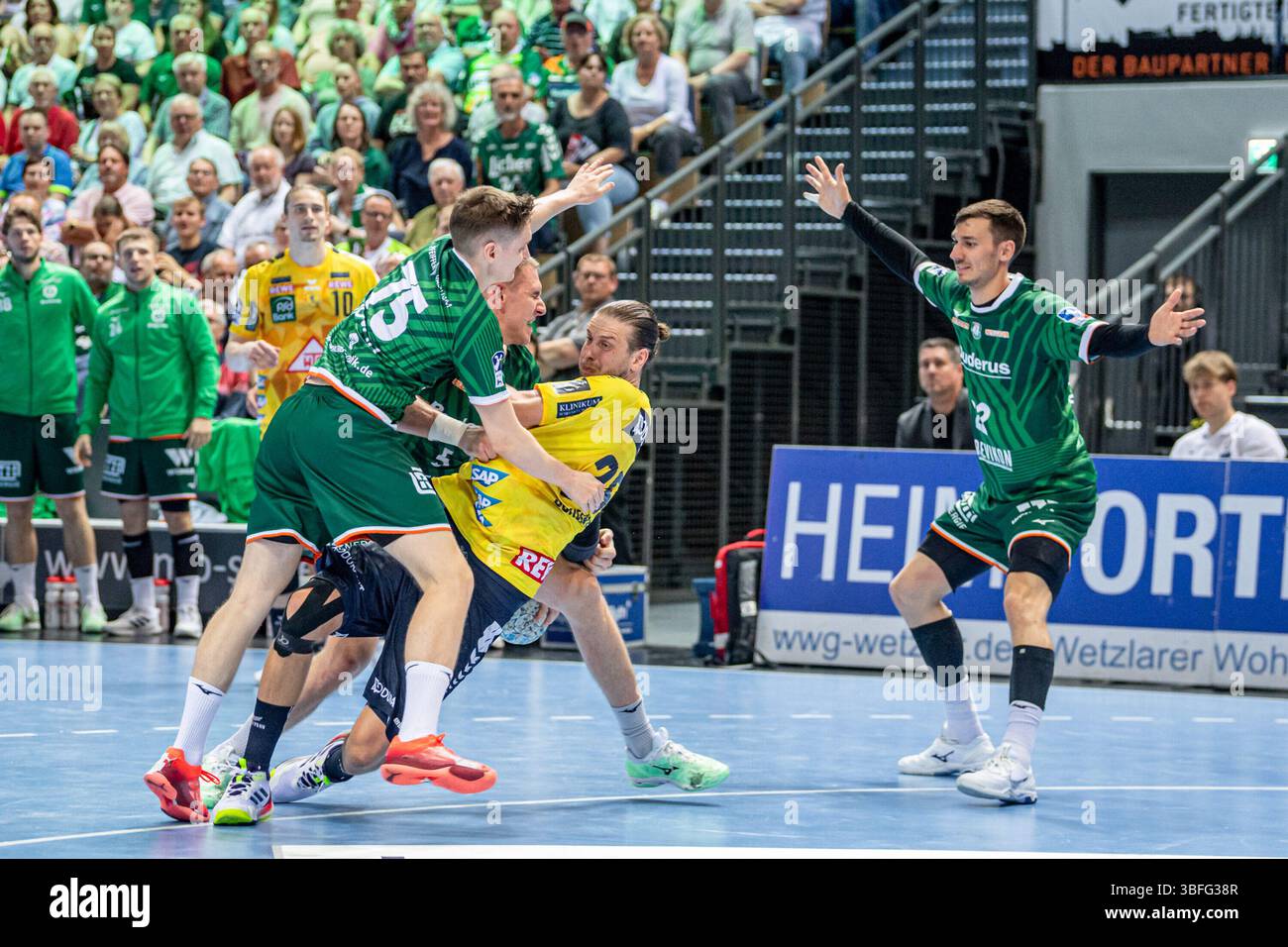 Wetzlar, Deutschland. 01st June, 2025. Olle Forsell Schefvert (Rhein ...