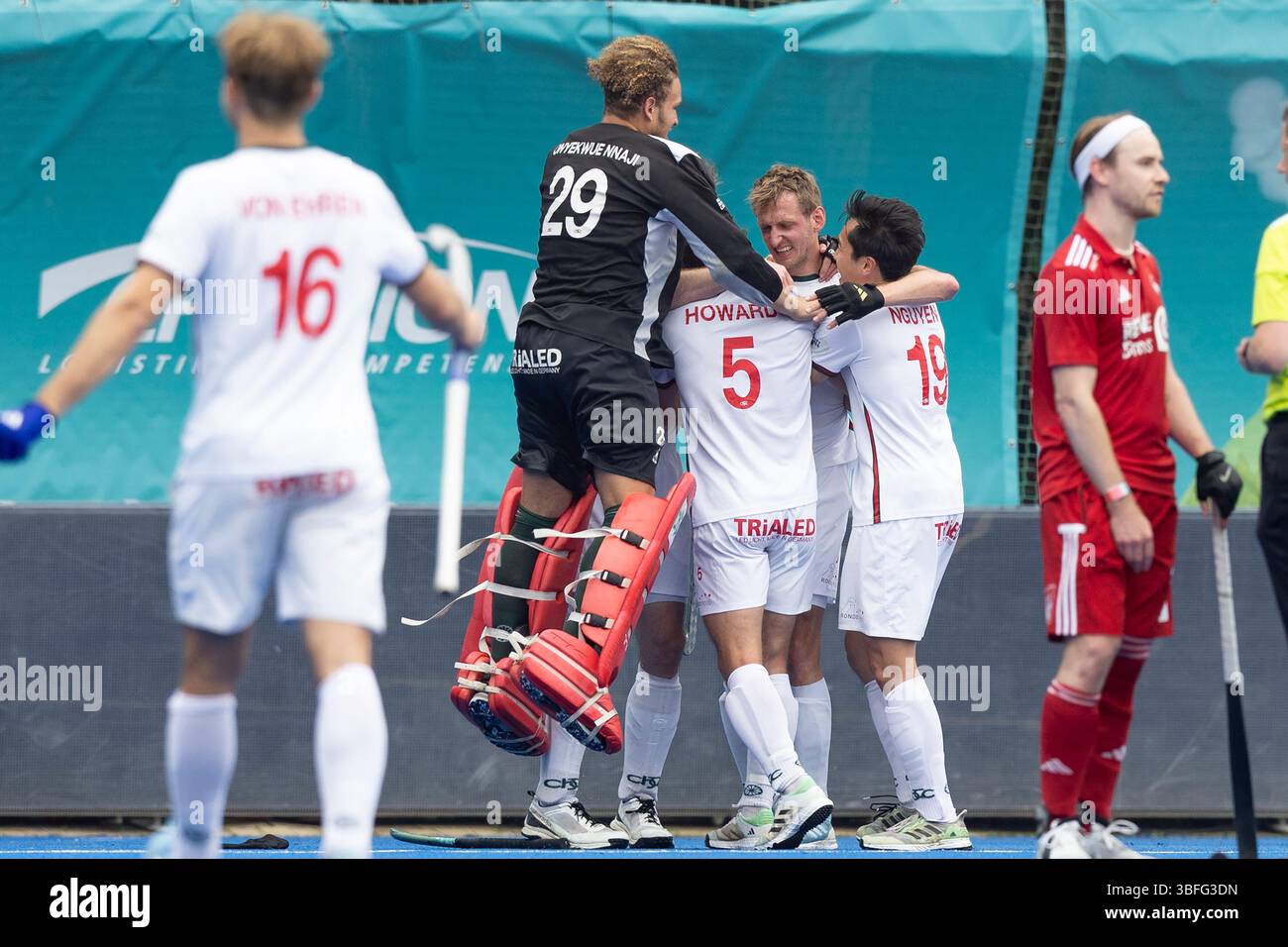 The German champion, Niklas WELLEN (CHTC 10, right), celebrates with ...