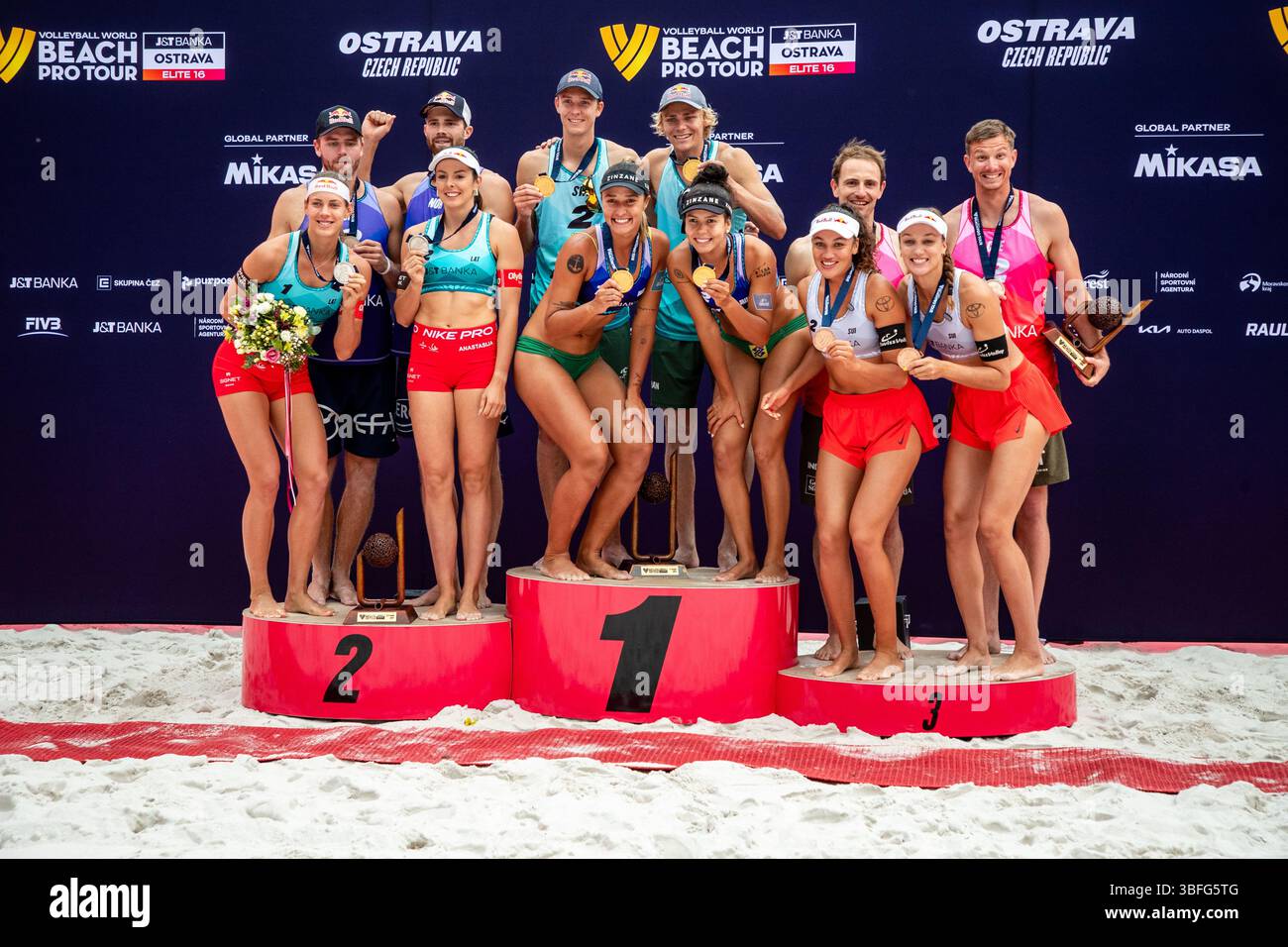 Ostrava, Czech Republic. 01st June, 2025. Winners of the Pro Tour Elite beach volleyball ...