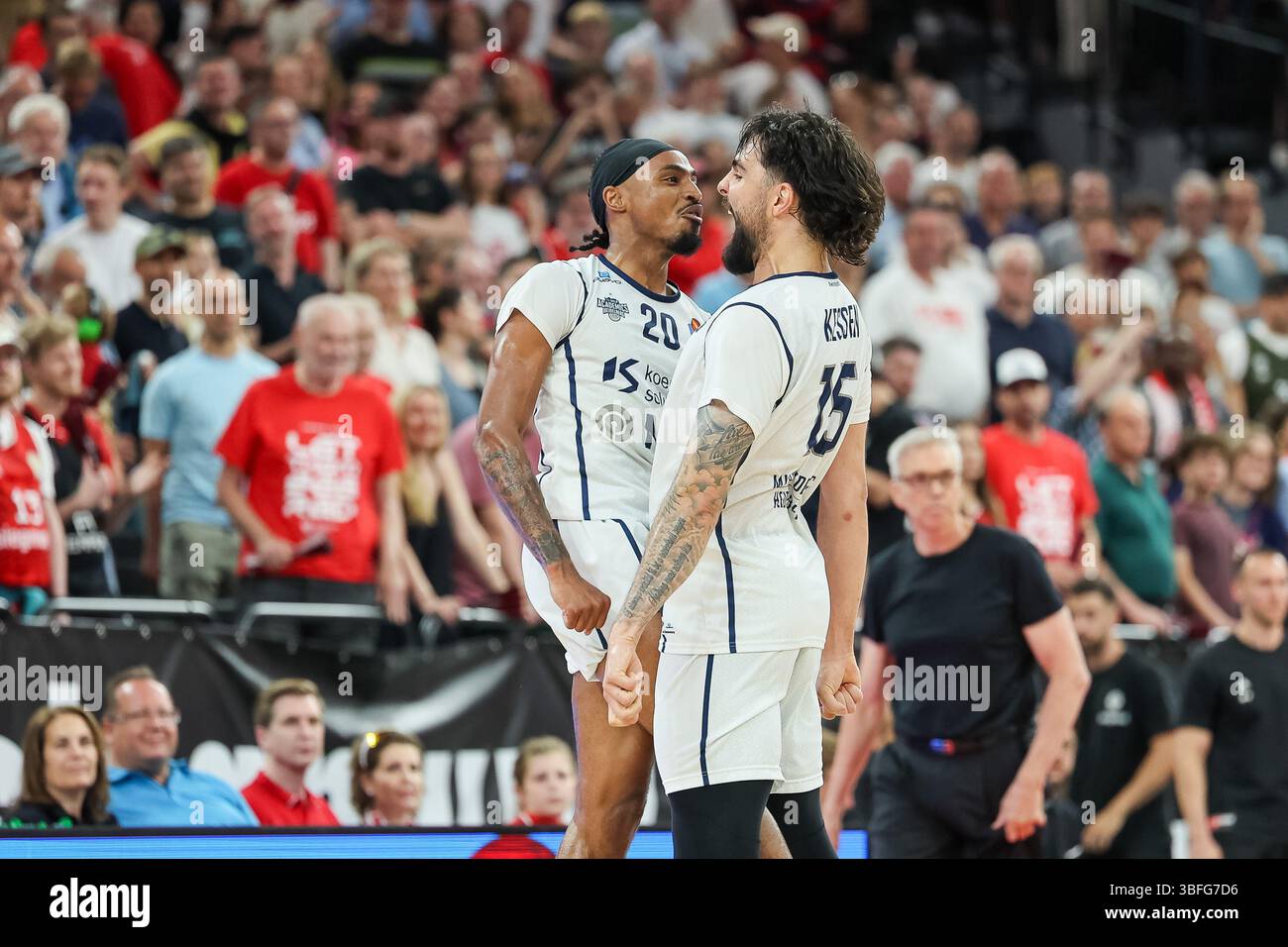 Muenchen, Deutschland. 01st June, 2025. Michael Weathers (MLP Academics ...