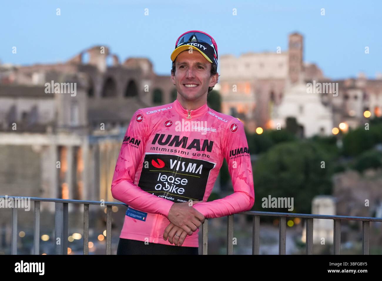 Roma, Italy. 01st June, 2025. Britain's Simon Philip Yates on the ...