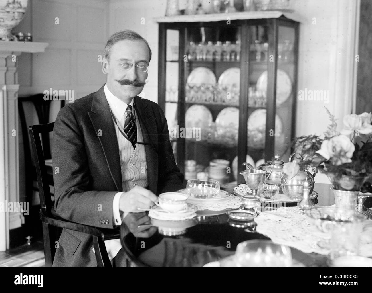 Herbert Witherspoon (1873 – 1935) American bass singer Stock Photo - Alamy