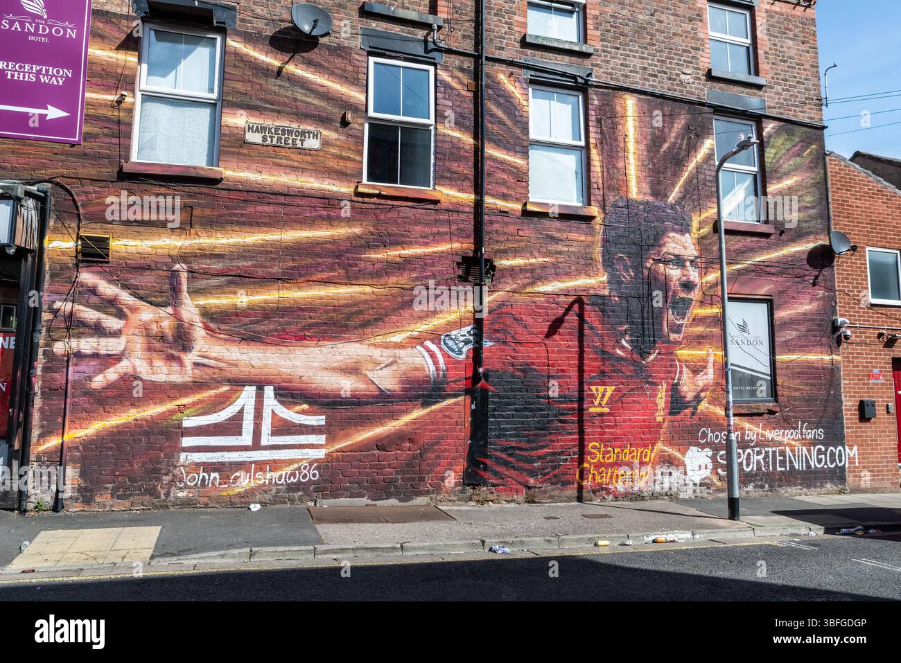 Steven gerrard liverpool hi-res stock photography and images - Alamy